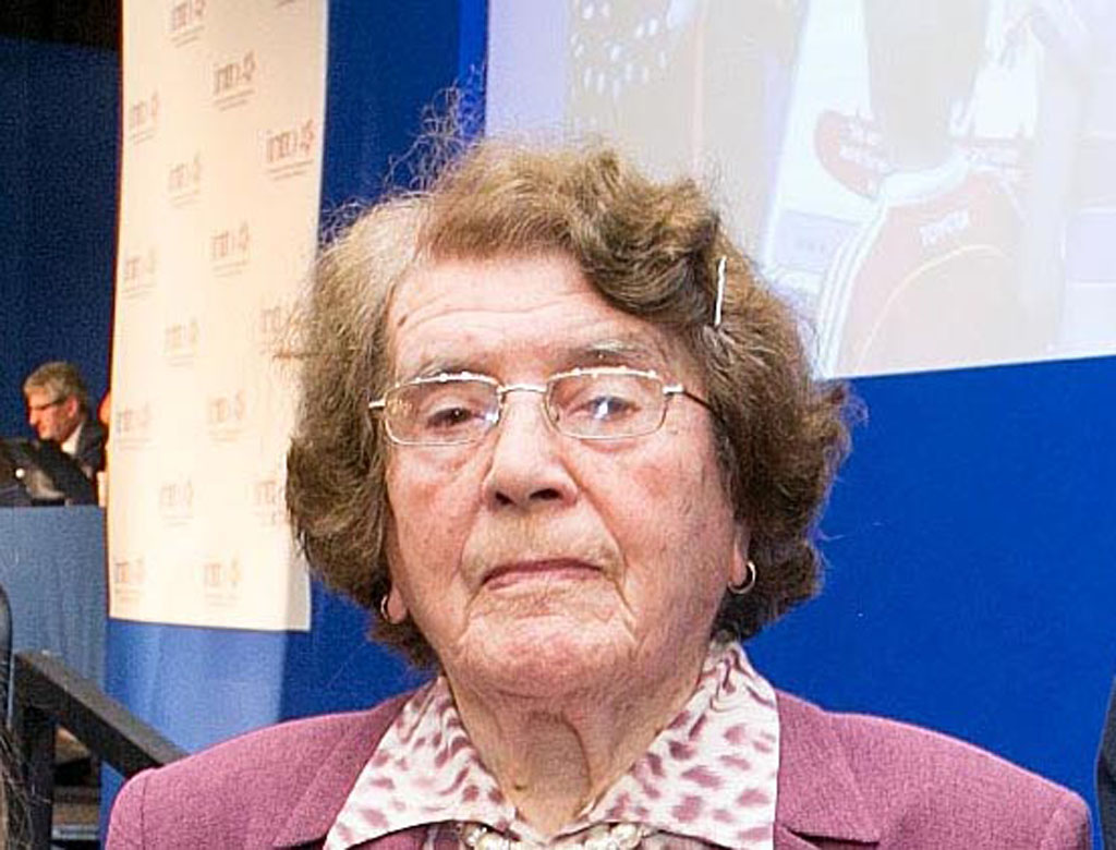 INTO honour 'legend' Maureen Cronin - The Clare Champion