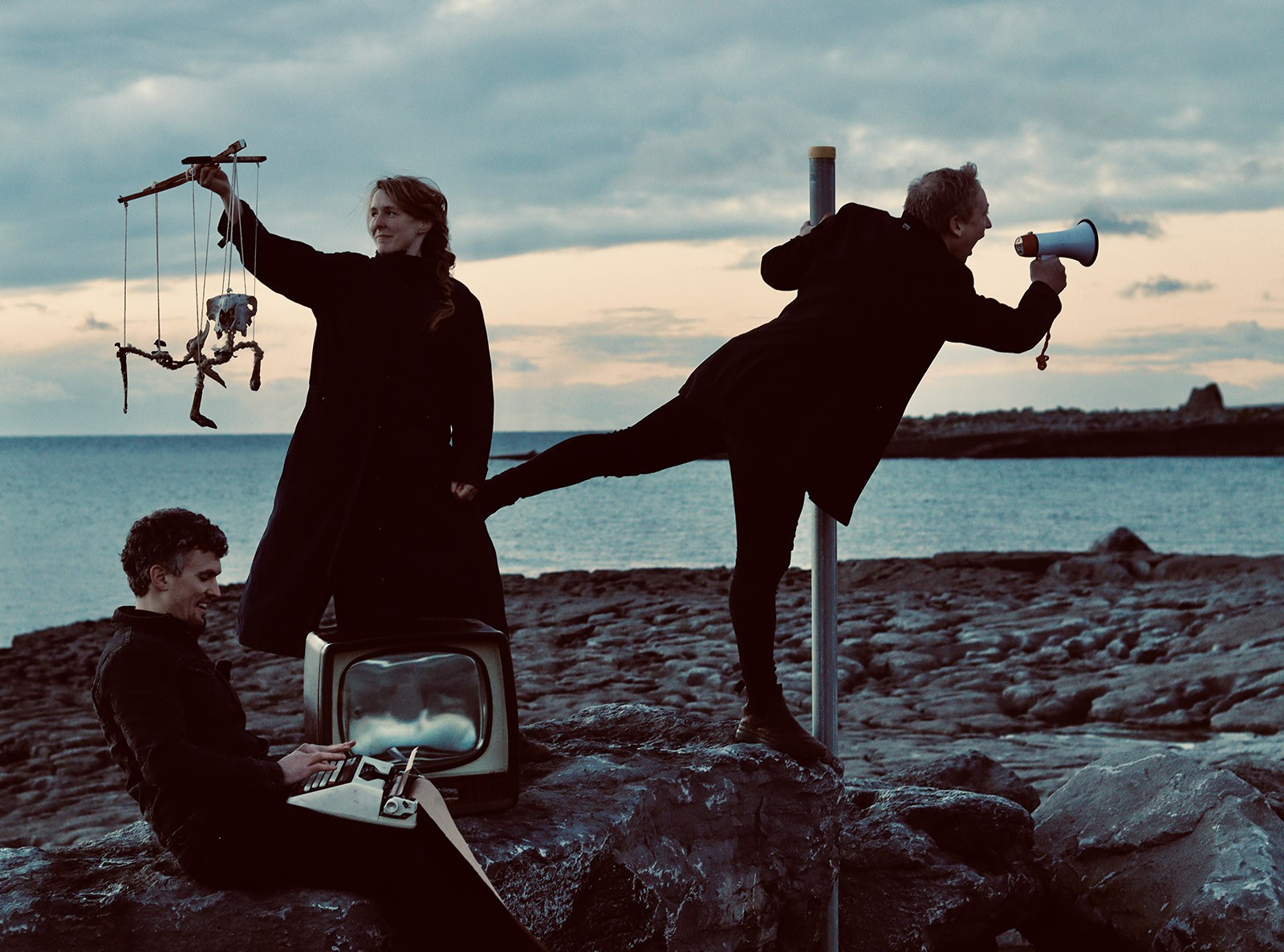 Art on the edge at Doolin's Hedge School - The Clare Champion