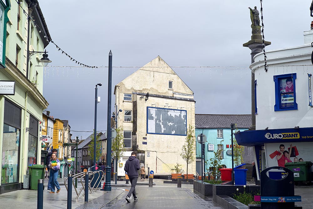 Call to fix Height eyesore at Daniel O'Connell Monument in Ennis - The ...