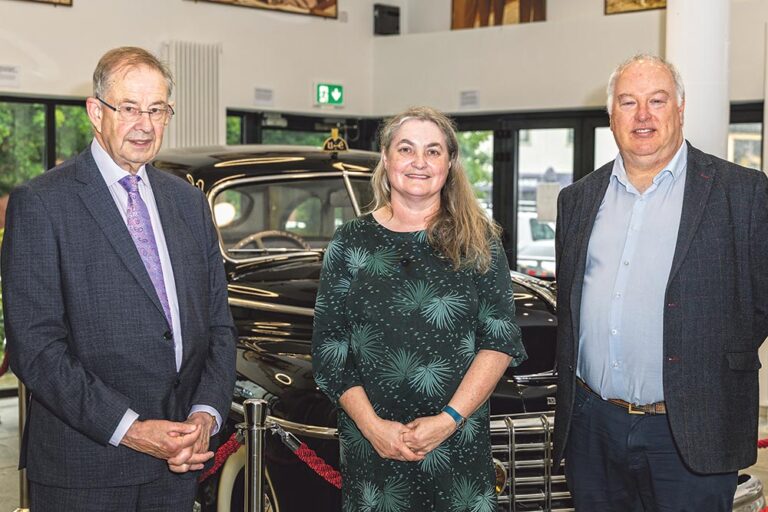 Éamon Ó Cúiv displays depth of links to Banner at FF launch - The Clare ...